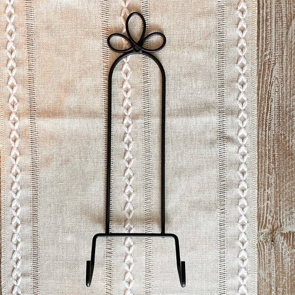 Accents | Metal Wall Display Hanger Plates Plaques Or Artwork | Poshmark
